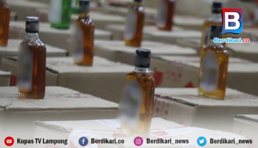 Berdikari - Bea Cukai Amankan 19 Ribu Botol Miras Ilegal di Lamteng